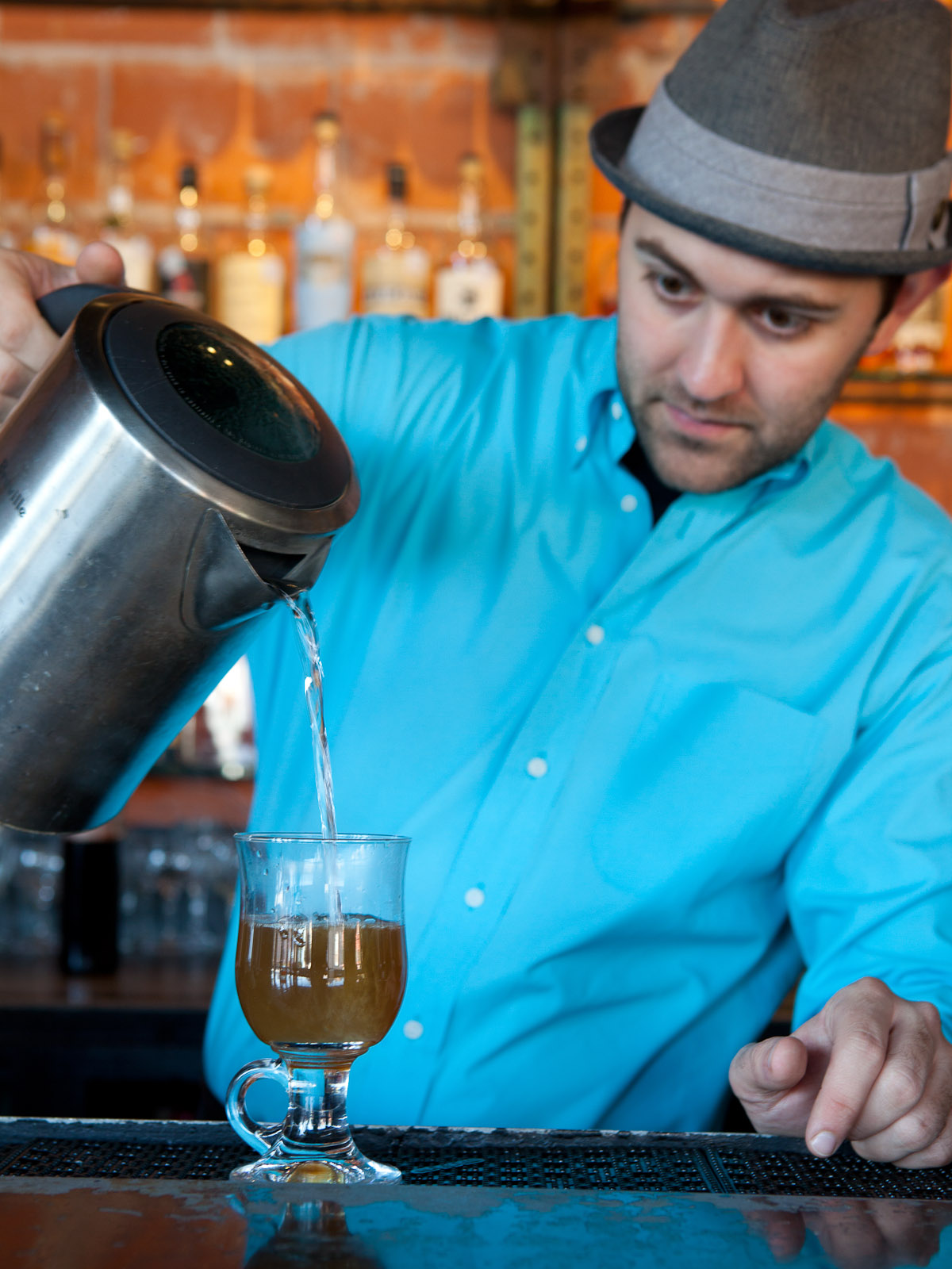 From toddies to mulled wine, Houston bartenders show off their cold ...
